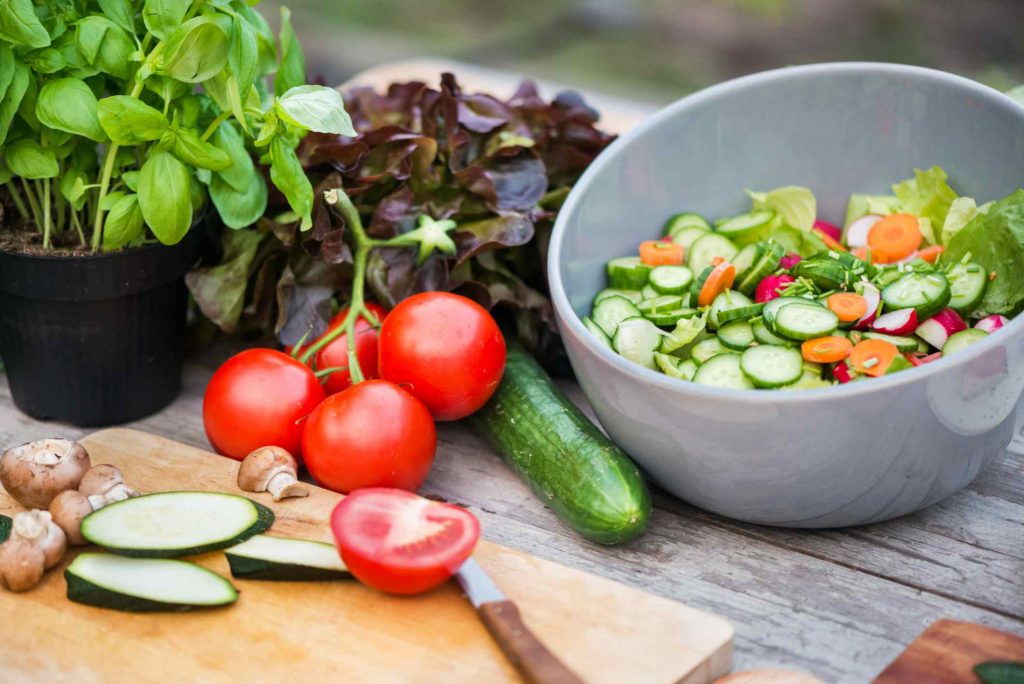 Know How To Control Hyperthyroidism Naturally - Diet